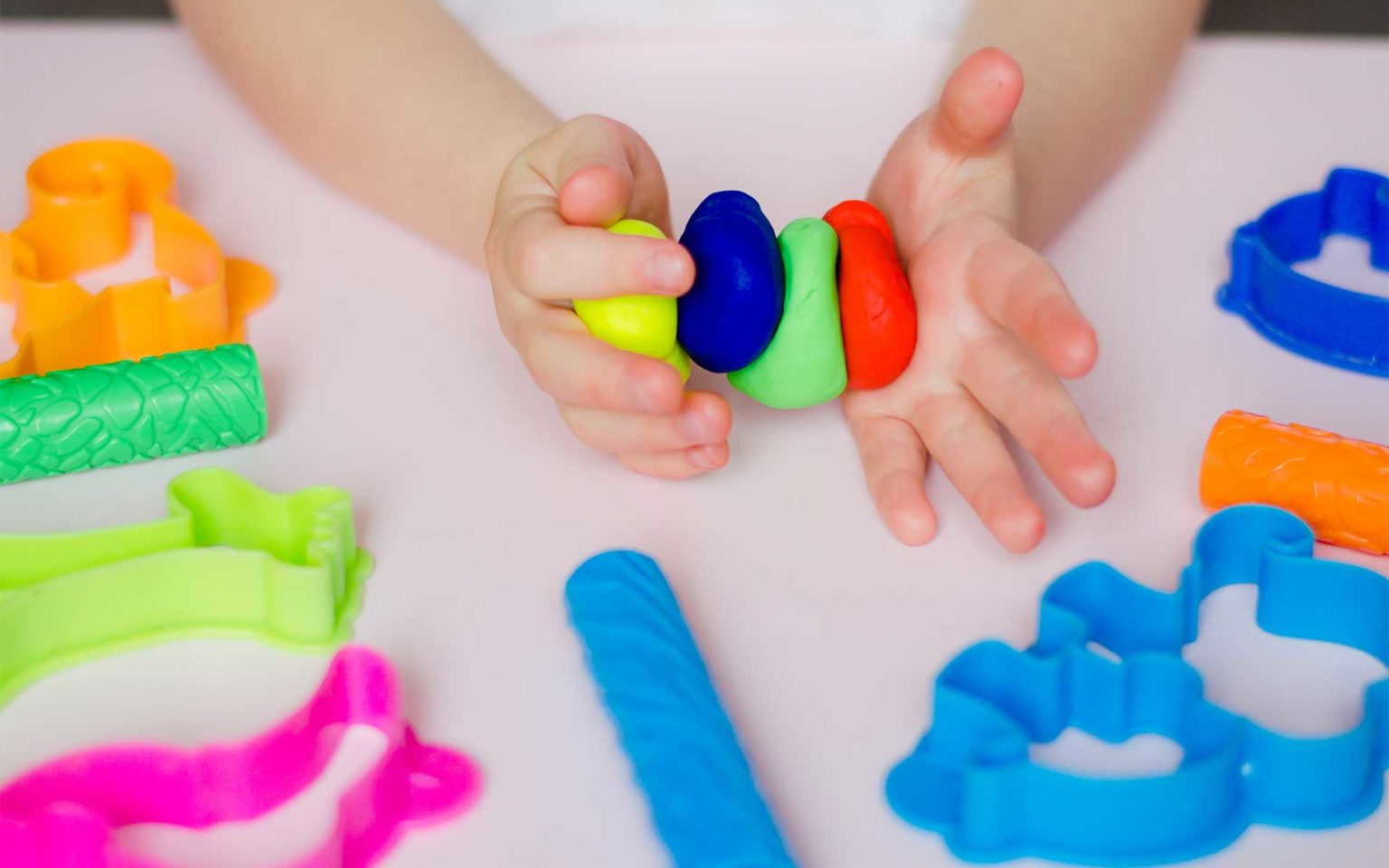 Engaging Fine Motor Skills Activities for Kids | KCHH